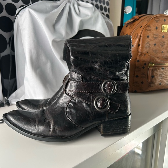 Born | Shoes | Born Leather Boot | Poshmark